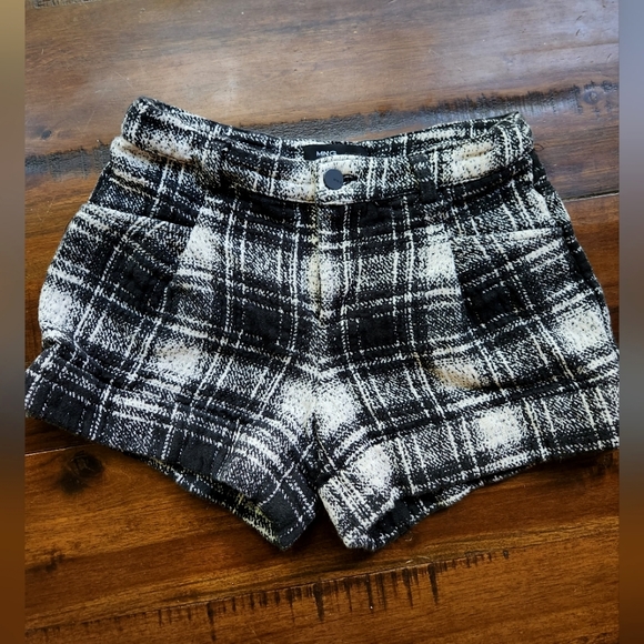 Mango | Shorts | Mango Mng Shorts Black And White Tweed Woven Plaid ...